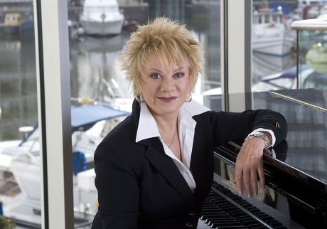 35 Elaine page Stock Pictures, Editorial Images and Stock Photos ...