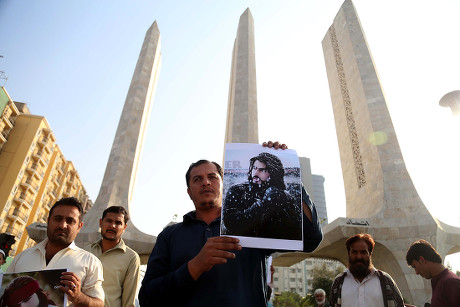 People Hold Pictures Naqeebullah Mehsud Man Editorial Stock Photo ...