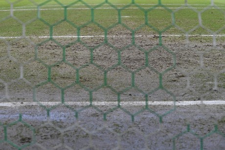Jared Bird Yeovil Town Right Tackles Editorial Stock Photo - Stock ...