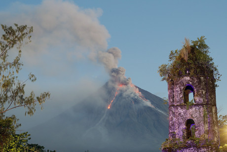 Mayon Volcano Spews Ash Lava Town Editorial Stock Photo - Stock Image ...