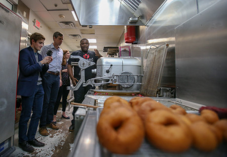 70 Donut shop Stock Pictures, Editorial Images and Stock Photos ...