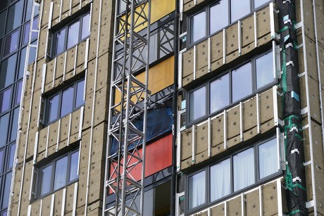 250 Flammable cladding Stock Pictures, Editorial Images and Stock ...