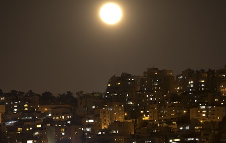 Socalled Supermoon Rises Above Neighbourhood Har Editorial Stock Photo ...