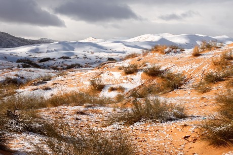Snow in the Sahara Desert, Algeria - 06 Feb 2018 Stock Pictures ...