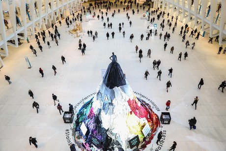 26 Foottall Installation Comprised Thousands Articles Editorial Stock ...