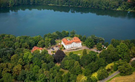 250 Lakeside palace Stock Pictures, Editorial Images and Stock Photos ...