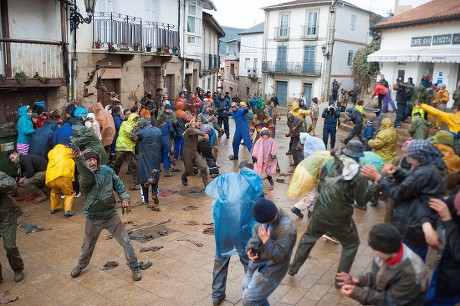 People Take Part Farrapada Mud War Editorial Stock Photo - Stock Image ...