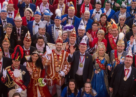85 Dignitaries poses Stock Pictures, Editorial Images and Stock Photos ...