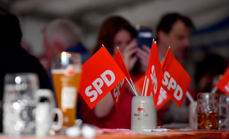 __COUNT__ SPD holds Political Ash Wednesday rally, Vilshofen, Germany ...