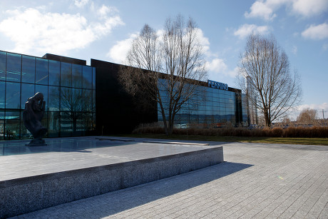 Worldwide Headquarters Production Plant Ferring Pharmaceuticals - Foto ...