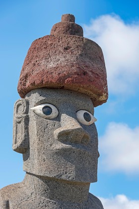 36 Moai stone head Stock Pictures, Editorial Images and Stock Photos ...