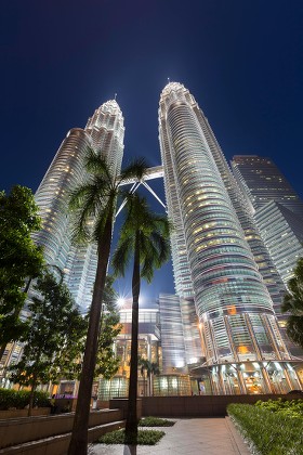 250 Double twin towers Stock Pictures, Editorial Images and Stock ...