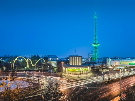 91 Old town light show Stock Pictures, Editorial Images and Stock ...