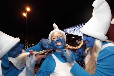 Swansea University Students Dressed Smurfs Editorial Stock Photo ...