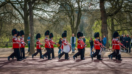 250 British sentry Stock Pictures, Editorial Images and Stock Photos ...