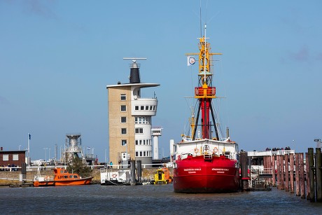 250 Mooring tower Stock Pictures, Editorial Images and Stock Photos ...