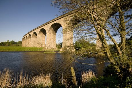 Arthington Viaduct River Wharfe Arthington West Editorial Stock Photo ...