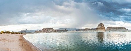 Lone Rock Beach Lone Rock Lake Editorial Stock Photo - Stock Image ...