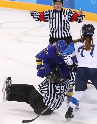 Referee Falls During Womens Quarterfinal Match Editorial Stock Photo ...