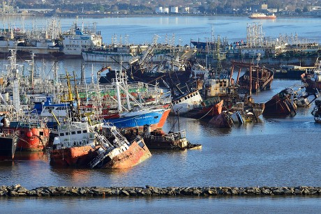 250 Harbor wreck Stock Pictures, Editorial Images and Stock Photos ...