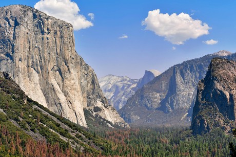 View Yosemite Valley Granite Cliffs El Editorial Stock Photo - Stock ...