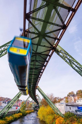 250 Elevated railway track Stock Pictures, Editorial Images and Stock ...