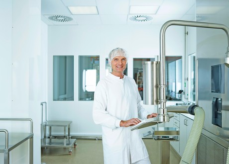 750 Lab smock Stock Pictures, Editorial Images and Stock Photos ...