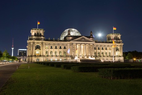250 Old reichstag building Stock Pictures, Editorial Images and Stock ...