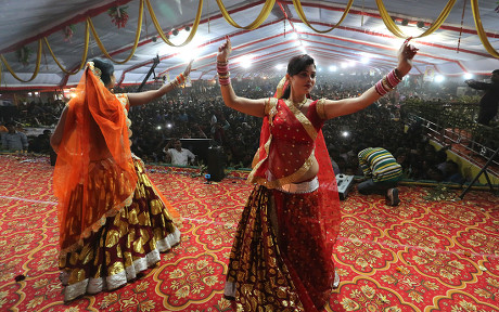 Indian Folkdance Artists Bediya Community Perform Editorial Stock Photo ...