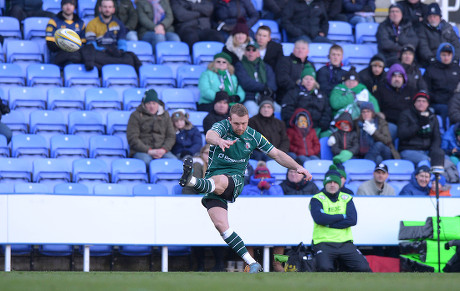 Greig Tonks London Irish Kicks Penalty Editorial Stock Photo - Stock ...