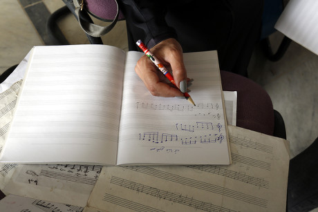 500 Musical note Stock Pictures, Editorial Images and Stock Photos ...