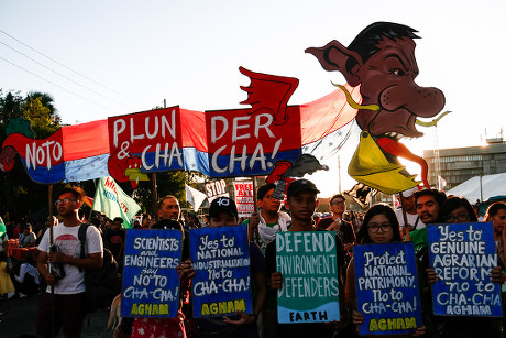 Cha-Cha Charter Change protest, Manila, Philippines - 24 Feb 2018 Stock ...