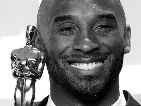89 Basketball player oscar oscars holding award Stock Pictures ...