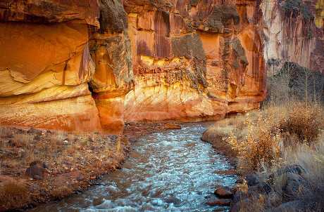 Fremont River Flows Through Red Sandstone Editorial Stock Photo - Stock ...