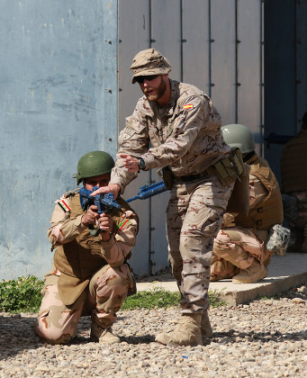 Iraqi Soldiers Receive Military Instructions By Editorial Stock Photo ...
