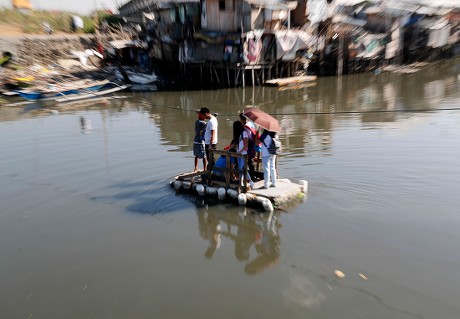 Filipinos Riding On Makeshift Raft Maneuver Editorial Stock Photo ...