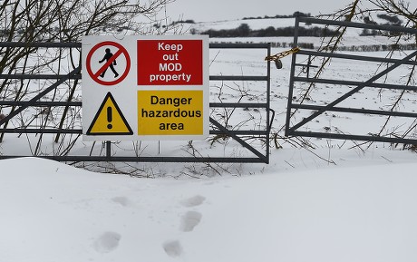 Perimeter Porton Down Ministry Defences Defence Editorial Stock Photo ...