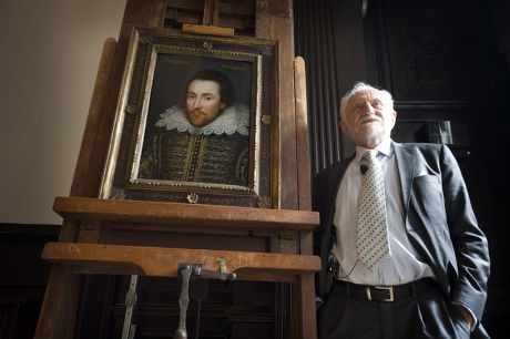 Professor Stanley Wells Chairman Shakespeare Birthplace Editorial Stock ...