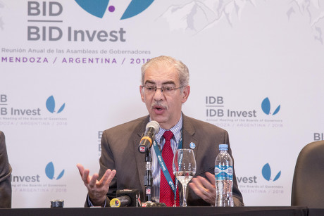 Idbs Sectors Knowledge Vice President Santiago Editorial Stock Photo ...