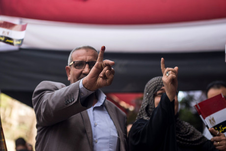Egyptians Show Inkmarked Fingers After Voting Editorial Stock Photo ...