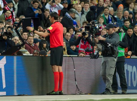 Referee Deniz Aytekin Checks Var Screen Editorial Stock Photo - Stock ...