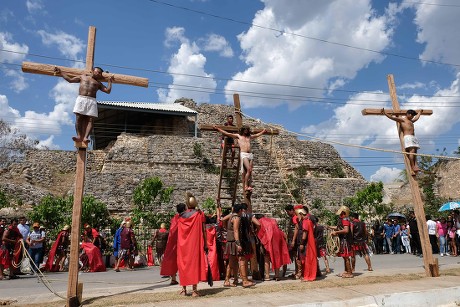 Catholic Faithful Recreate Via Crucis During Editorial Stock Photo ...