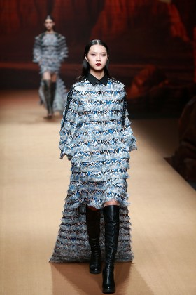 J.Queen show, Runway, Fall Winter 2018, China Fashion Week, Beijing ...