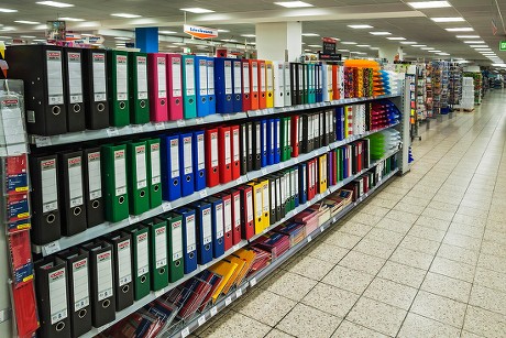 750 File folder Stock Pictures, Editorial Images and Stock Photos ...