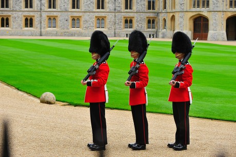 250 British sentry Stock Pictures, Editorial Images and Stock Photos ...