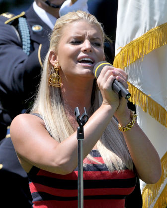 Jessica Simpson Singing National Anthem Editorial Stock Photo - Stock ...