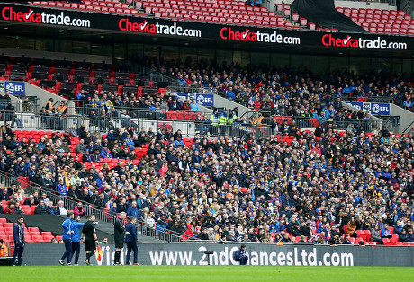 lincoln city v shrewsbury town checkatrade trophy Stock Photos ...