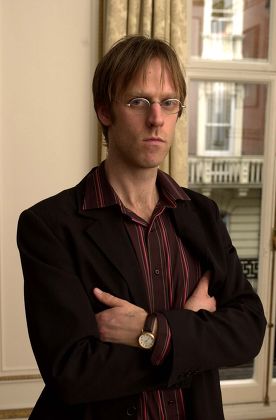 Acclaimed Artist Stuart Pearson Wright Who Editorial Stock Photo ...