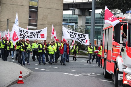 Frankfurt airport workers on strike, Frankfurt/Main, Germany - 10 Apr ...