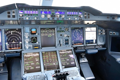 500 Control instrument Stock Pictures, Editorial Images and Stock ...